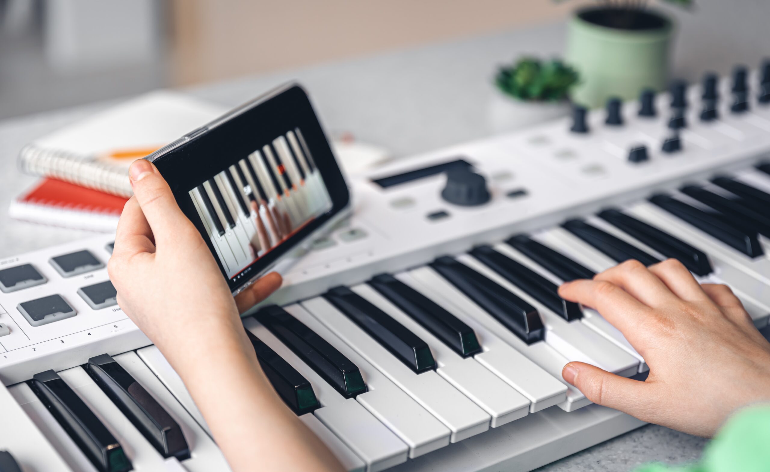 Teclado para iniciante: 3 modelos para ter na sua revenda
